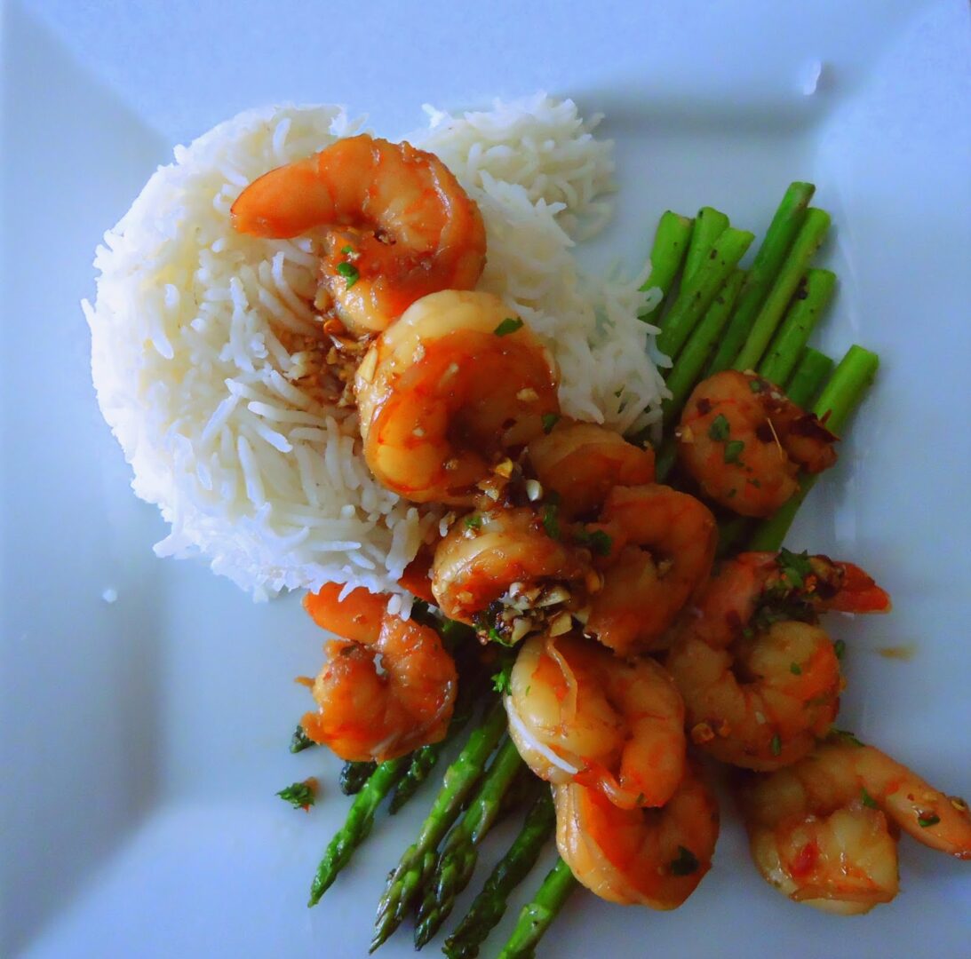 Honey-Garlic Shrimp over Jasmine Rice with Sauteed Asparagus – Queen ...